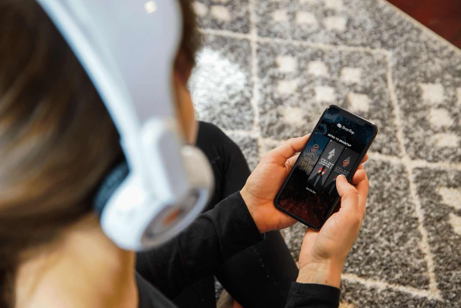 Understanding Neuroplasticity and BrainTap's Role in Brain Enhancement